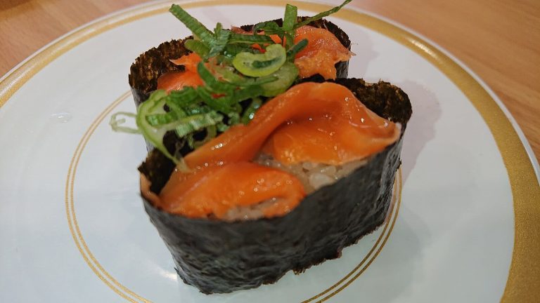 Gunkan De Salmón: La Delicia Japonesa Hecha Fácil | Sushi Adictos